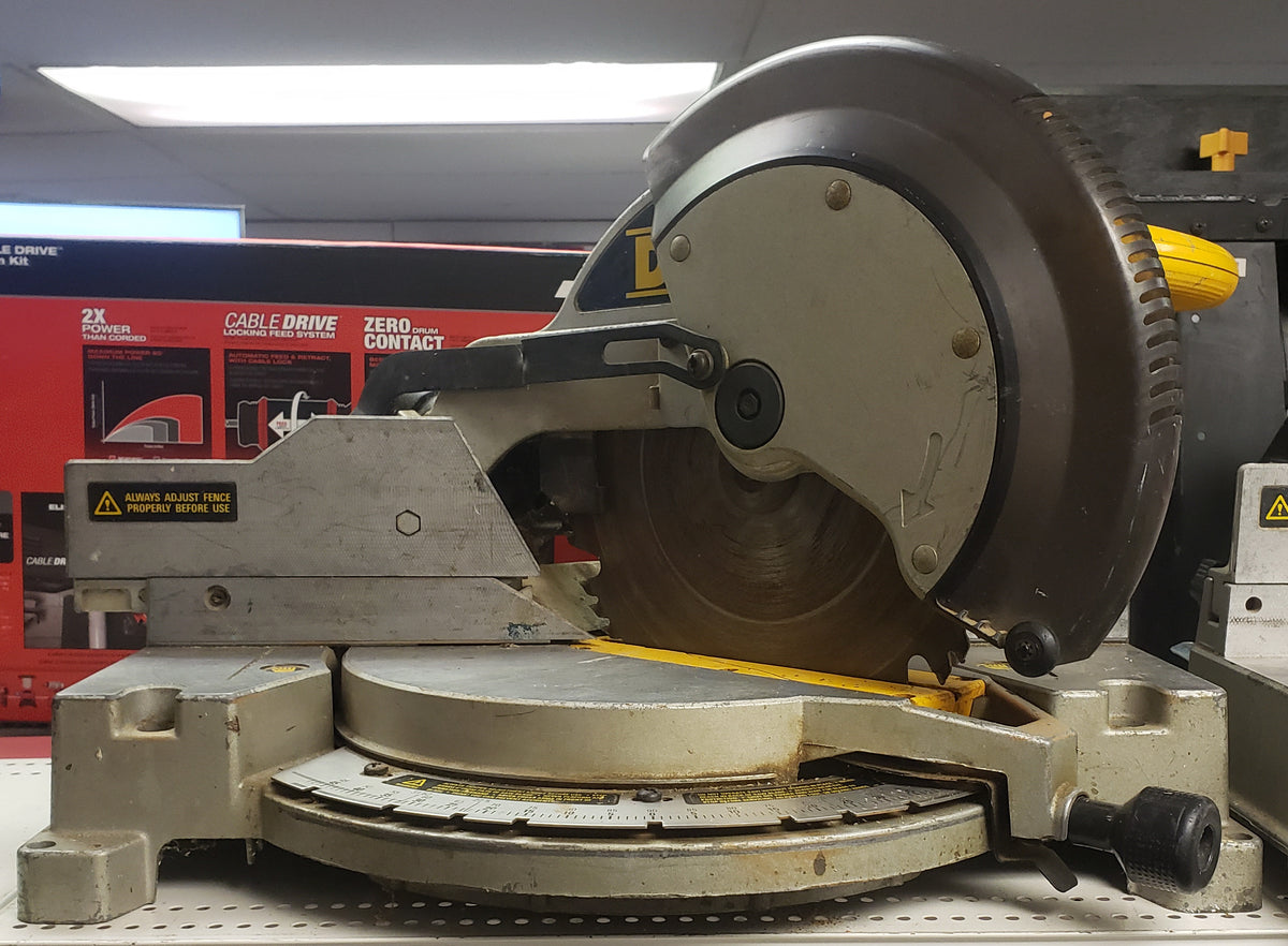 DeWALT DW705 15A Corded 12" Heavy-Duty Single-Bevel Compound Miter Saw ...
