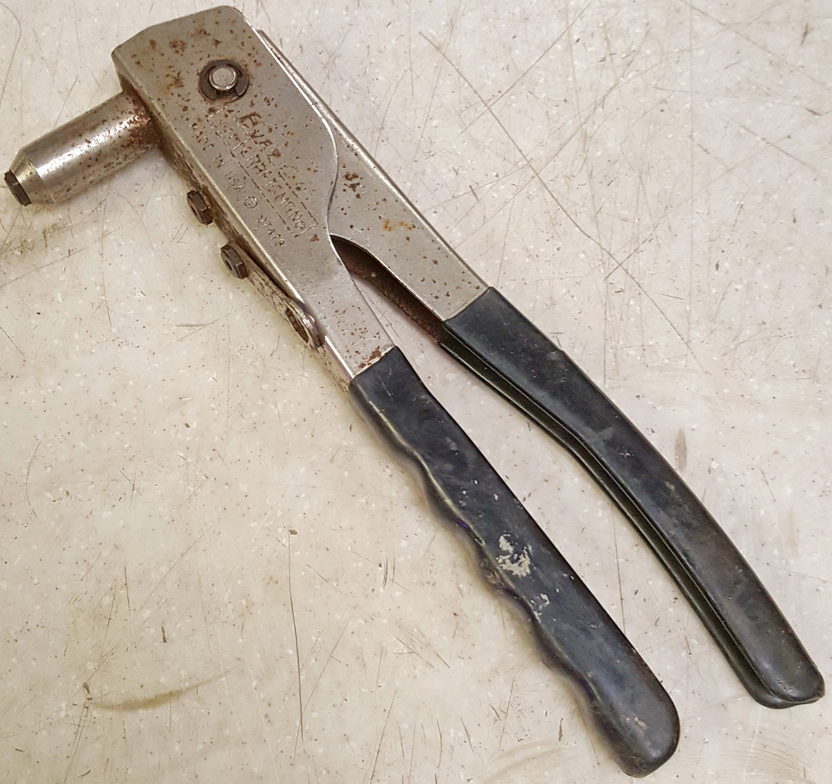 Craftsman Heavy-Duty 7473 Rivet Gun – Buy & Sell Outlet